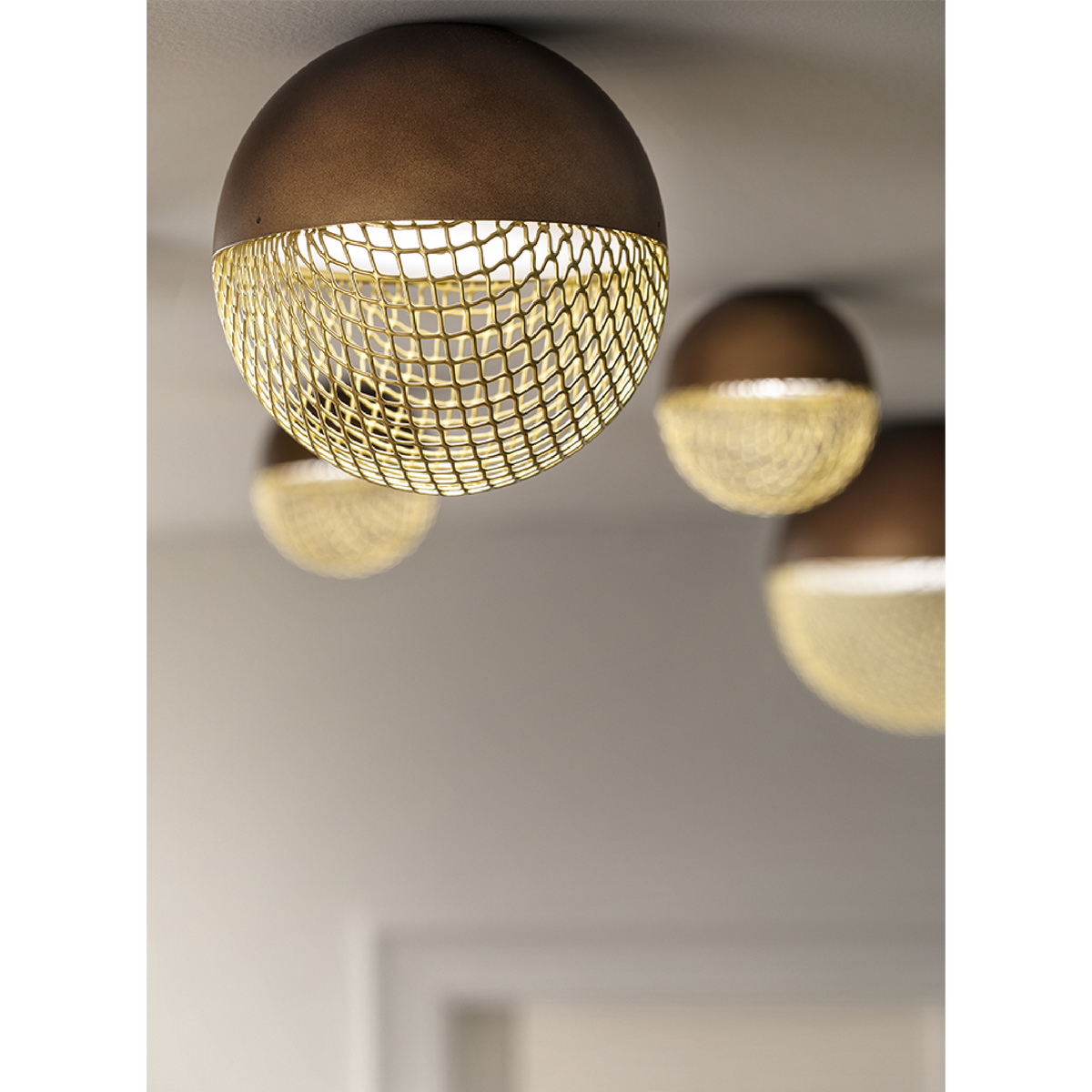 Metal Mesh Sphere Ceiling Lamp | Masiero Iglù | Italian Furniture ...
